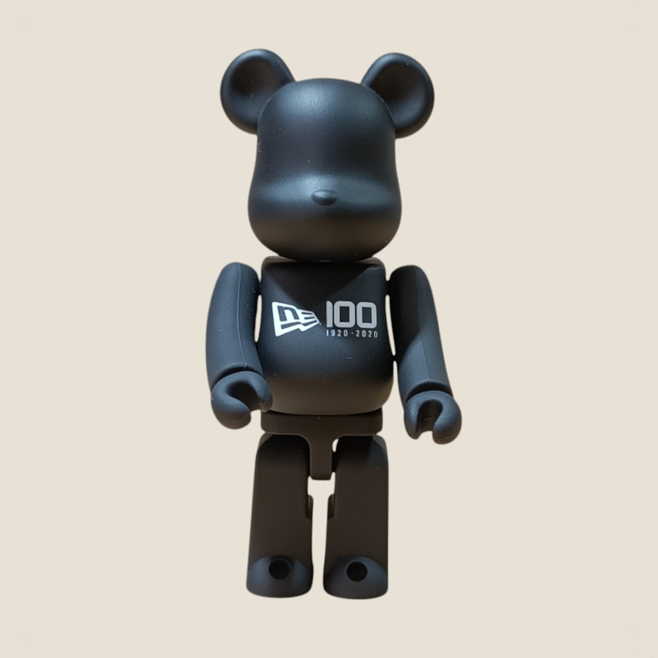 Bear Brick x New Era 100 años – King Pin mx