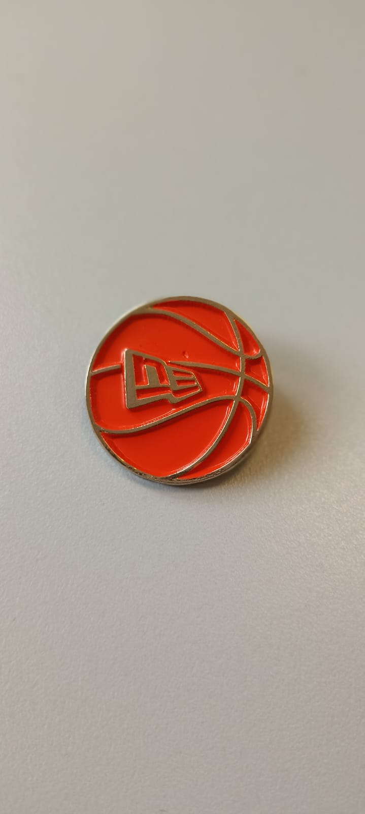 Pin Balón New Era Basquet Orange – King Pin mx
